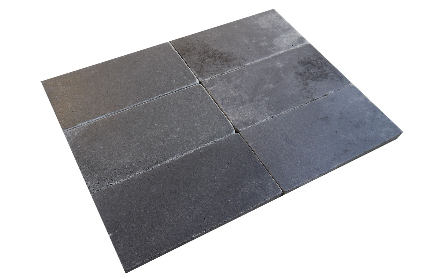Terrassenplatten aus Naturstein Basalt in grau